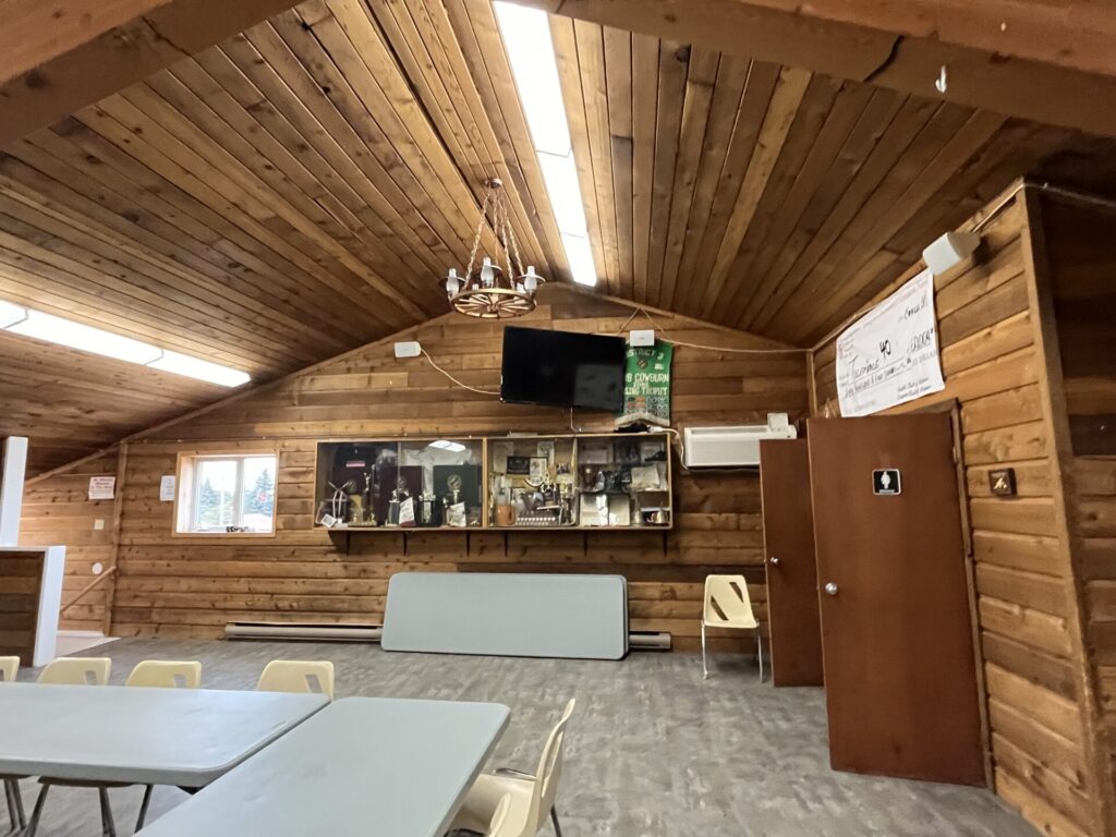 Kinsmen Club Room - Skating Rink - Watrous Manitou